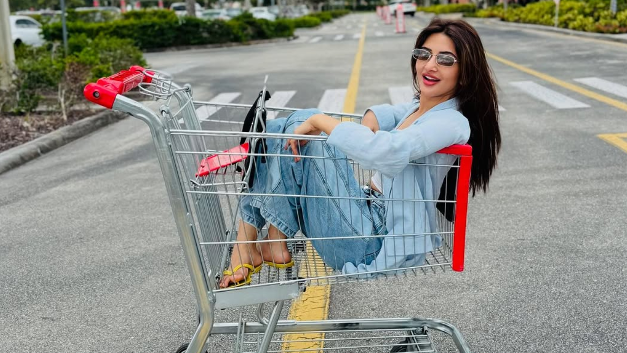 Feeling low? Find out what Sreeleela's remedy is; tells fans how she ...