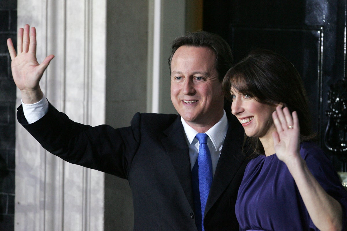 Samantha Cameron to close her fashion label after eight years