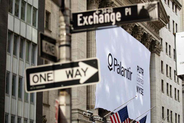 Why Palantir and These 3 Other Stocks Are Getting an Oracle Earnings Boost