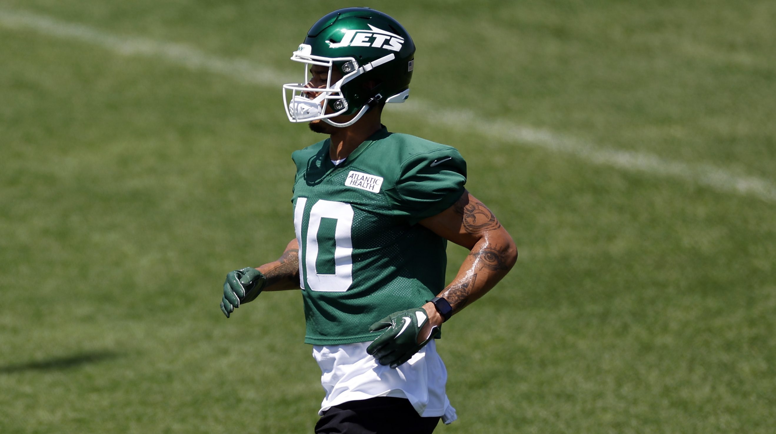 Jets Could Cut Recently Benched WR in ‘Coming Days’, Says Insider