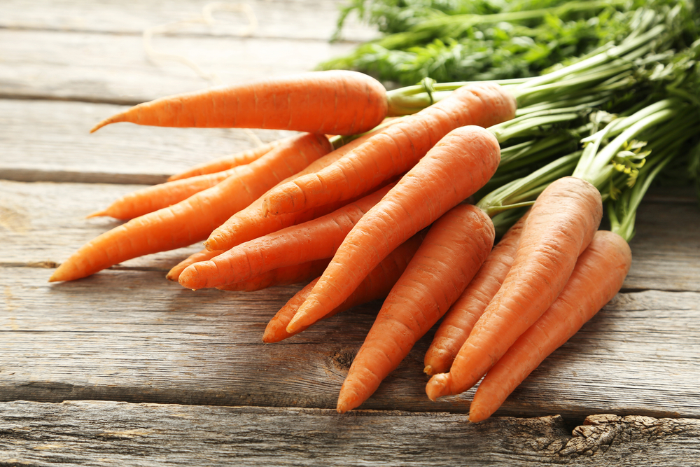 How carrots can affect your body if you eat them every day