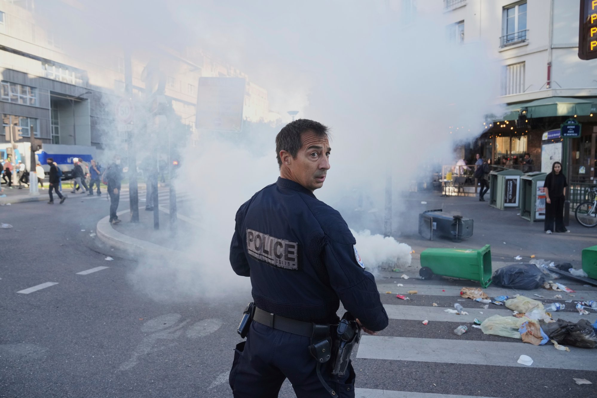 Protester i flere franske byer – 80.000 politifolk i gatene