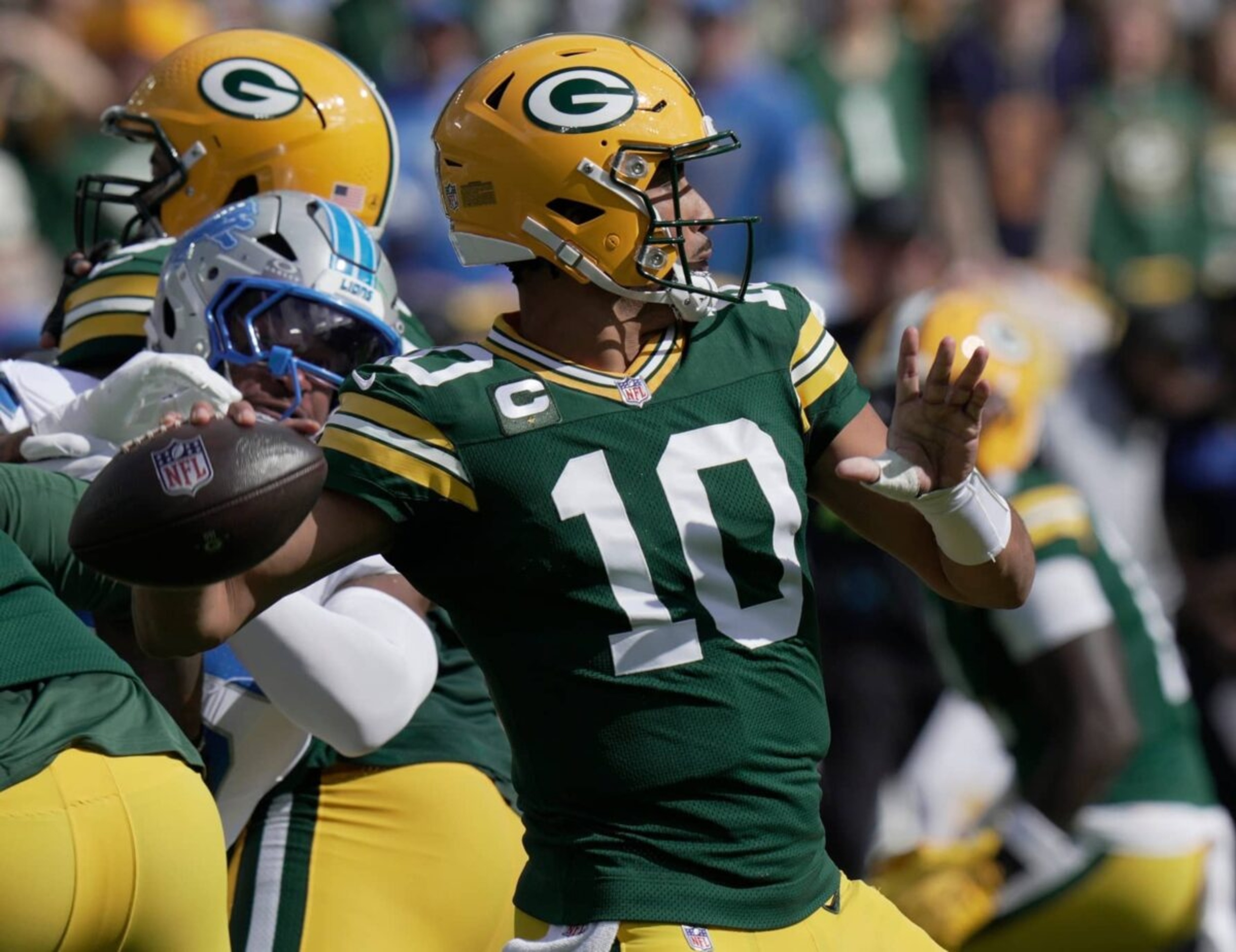 Packers have special Bucks star visitor in TNF against Commanders and ...