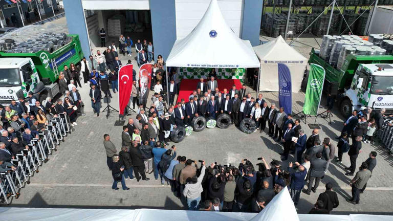 Josh Allen Sports Subtle Helmet Tweak After Suffering Bloodied Nose in ...