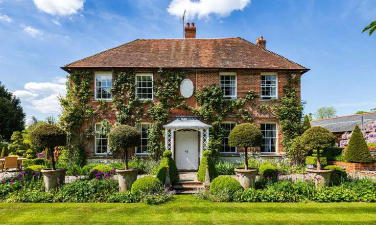 Alan Titchmarsh, 76, puts £3.95million Grade I-listed farmhouse with ...