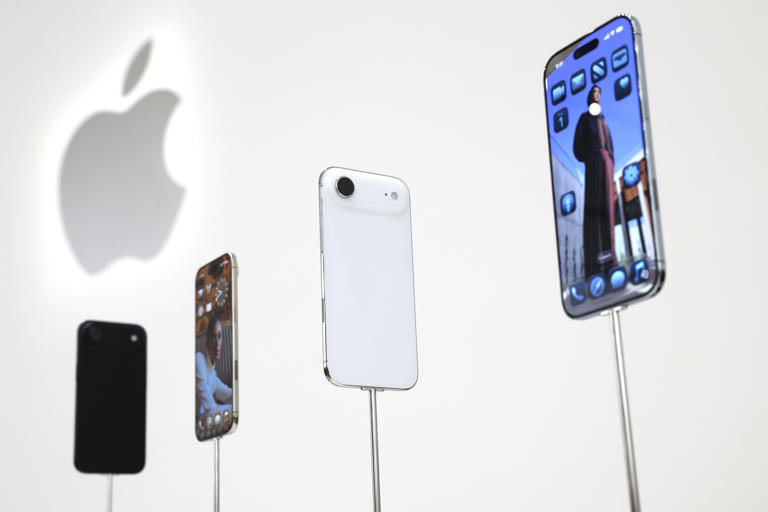 The new iPhone fails to deliver on its most important new feature