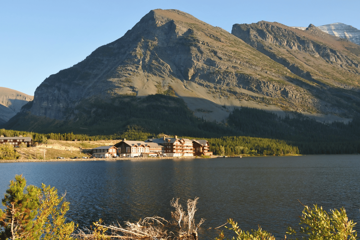 14 Historic U.S. Lodges Nestled in National Parks: Where to Sleep in ...
