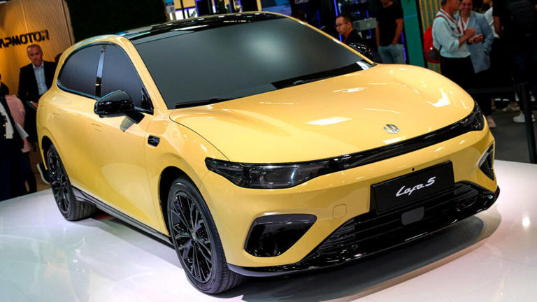 Stellantis Just Sent Europe A Warning With This Chinese-Built Electric ...