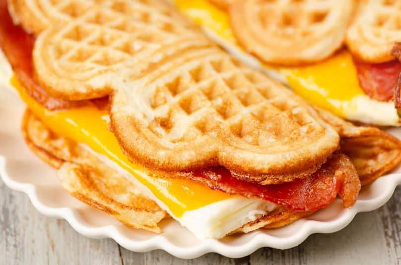 15 Handheld Breakfasts You Can Eat While Half Asleep