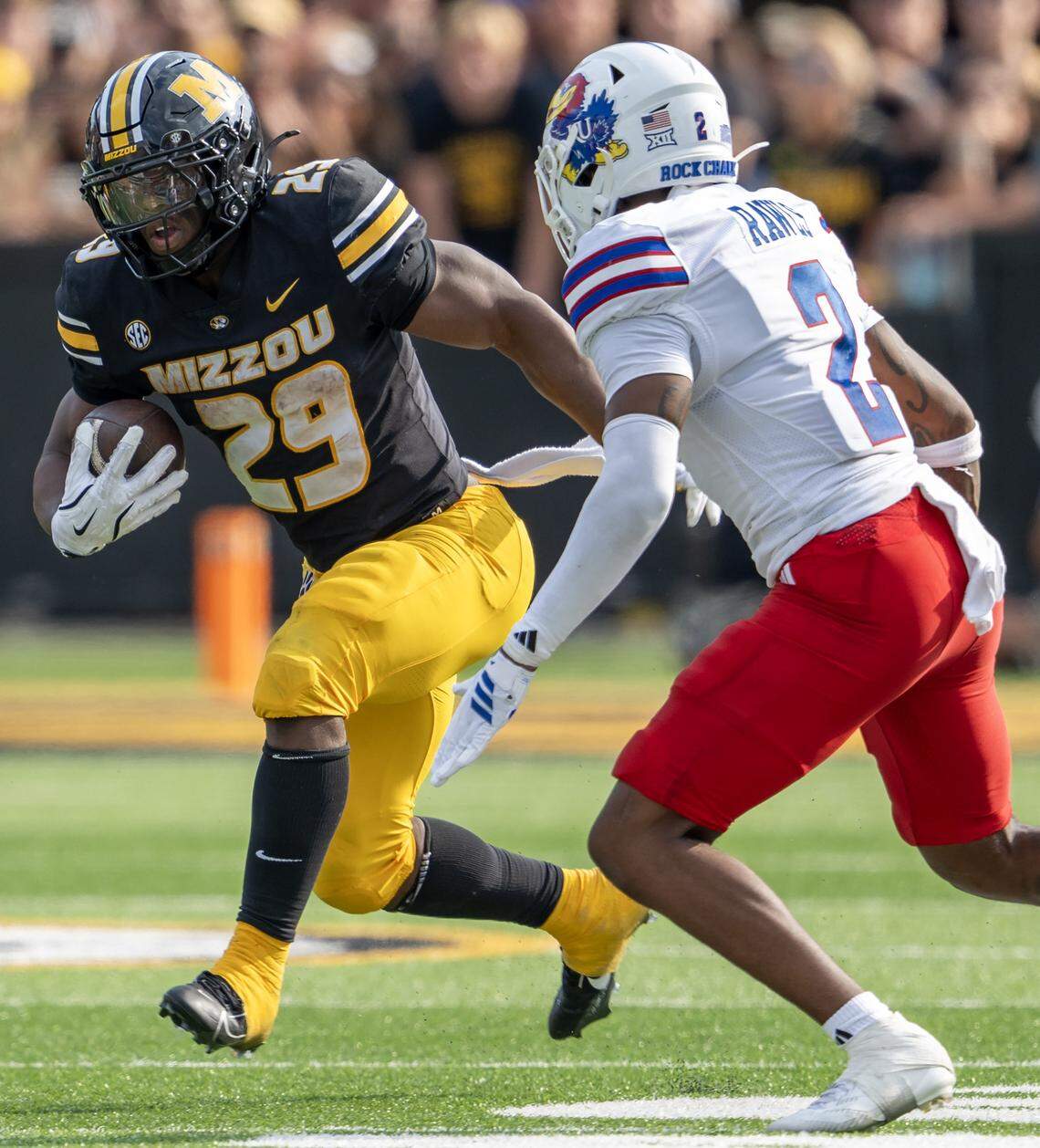 Mississippi man arrested in shooting of Missouri Tigers running back ...