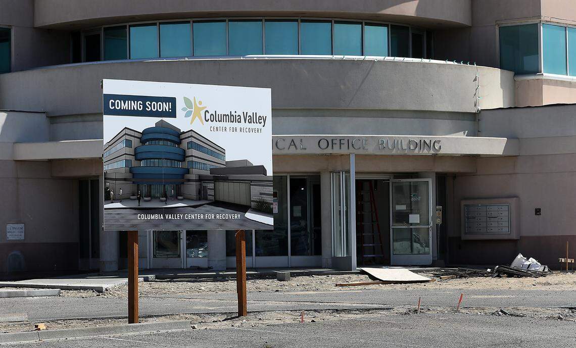 Longtime Kennewick official calls it quits. Applications open for his job