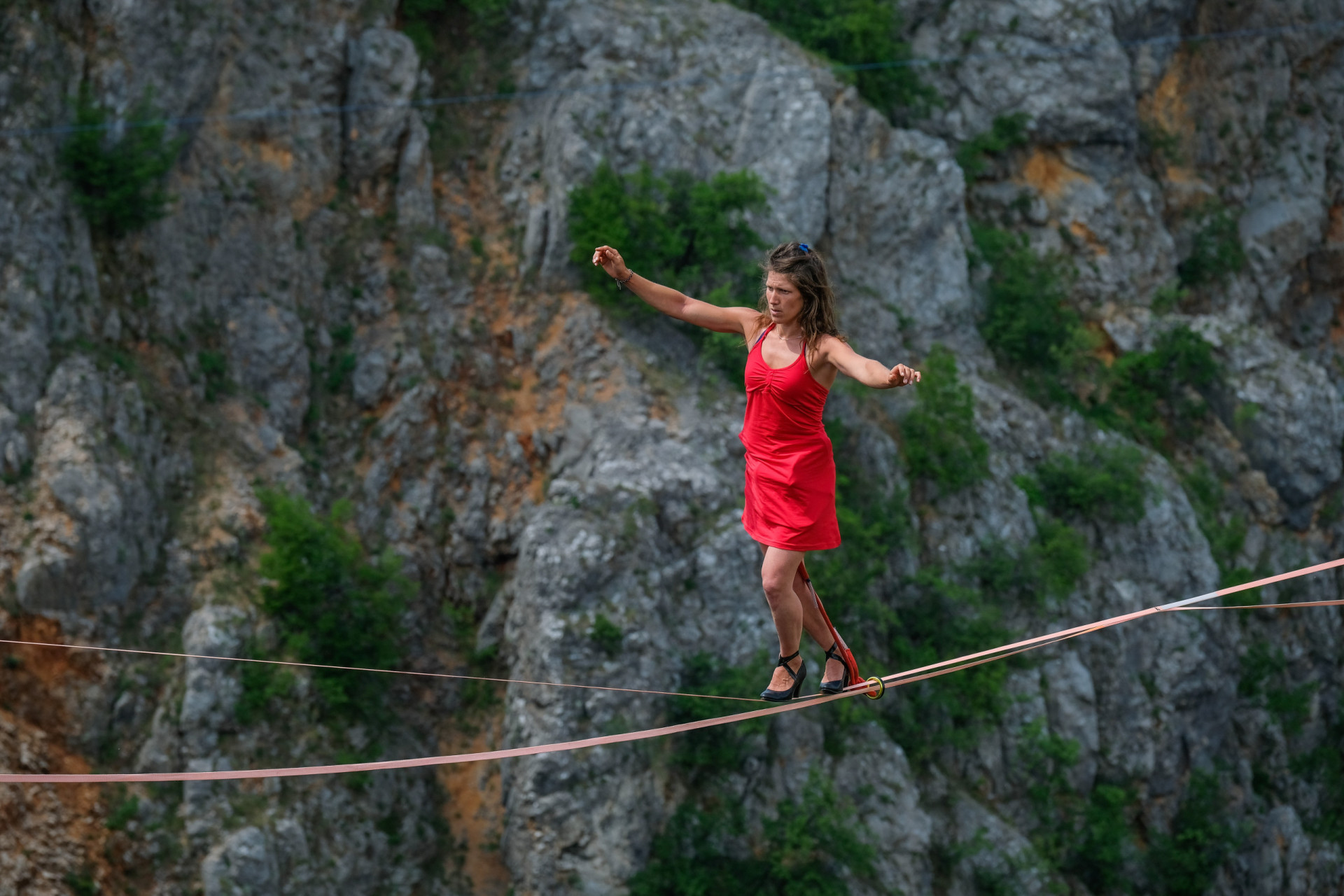 Dangerous leisure activities around the world
