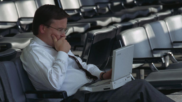 Windows 95 laptops were missing low-power 'HLT' modes for a reason ...