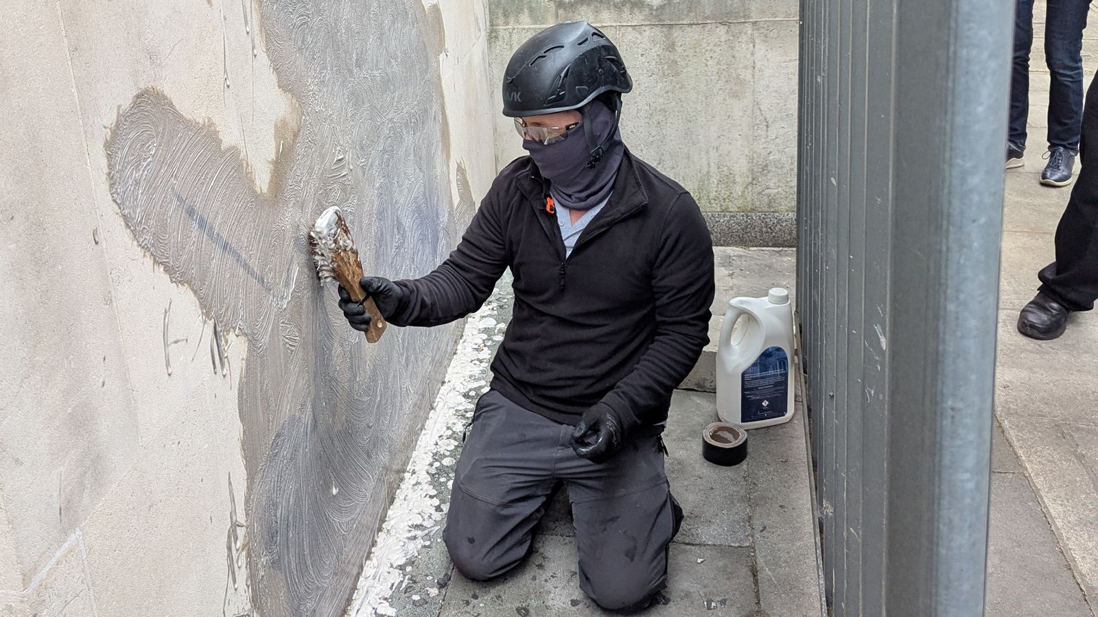 New Banksy artwork being scrubbed off Royal Courts of Justice wall
