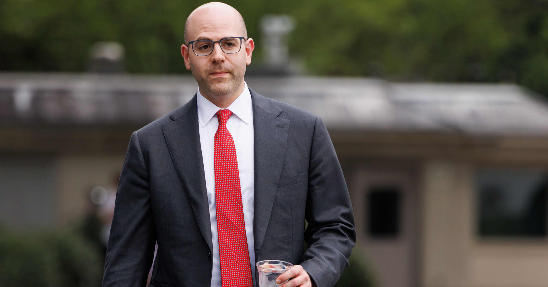 Trump Fed nominee Stephen Miran advanced by Senate Banking committee, tees up final vote