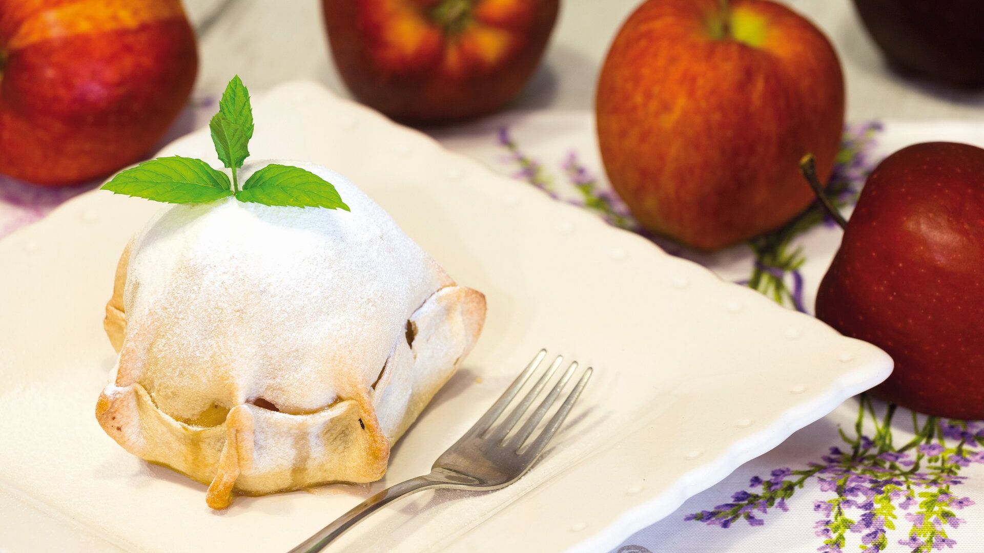 Fagotti alle mele, dessert veloce e gustoso