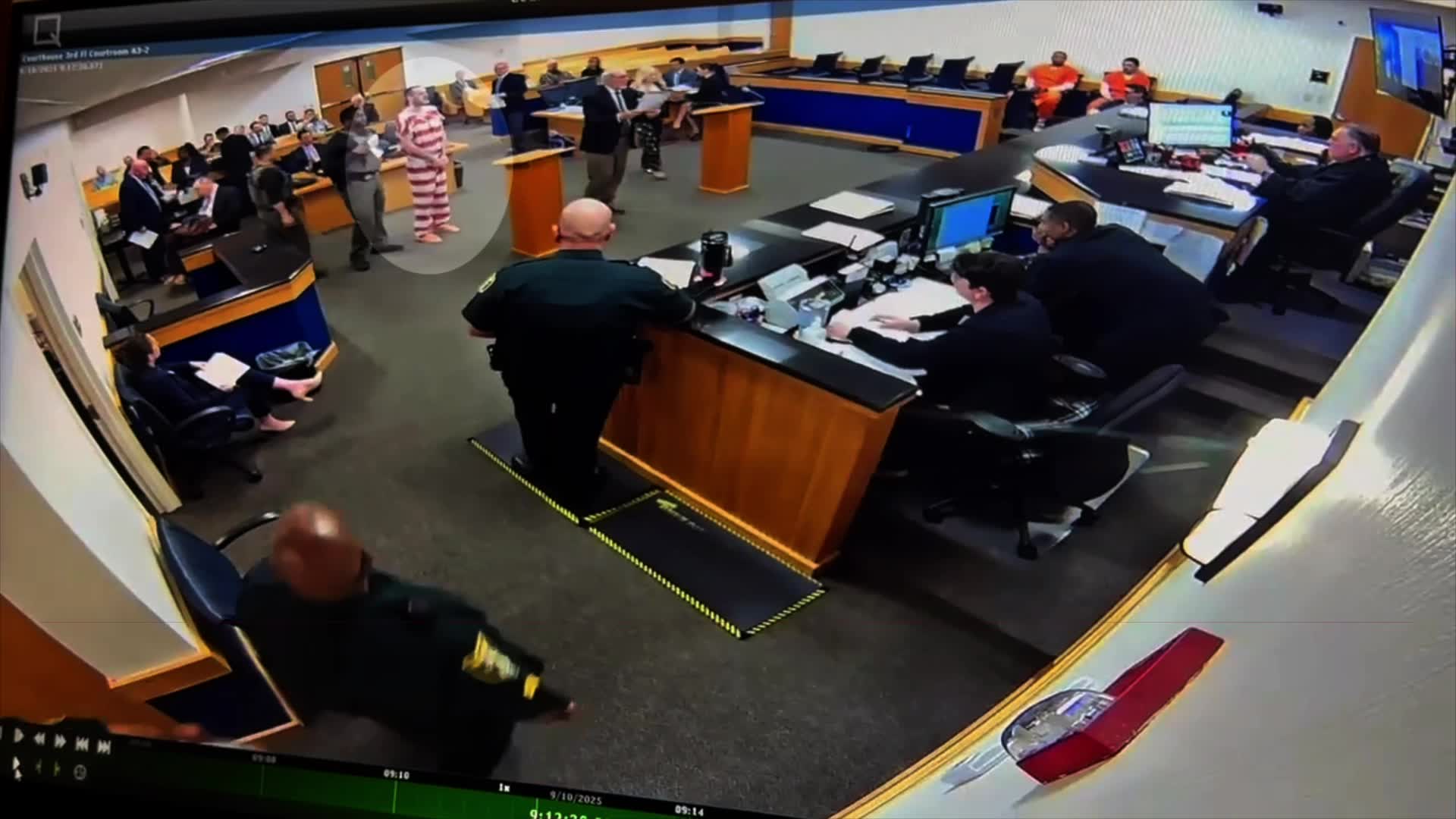 Inmate attempts to attack Florida judge during court hearing