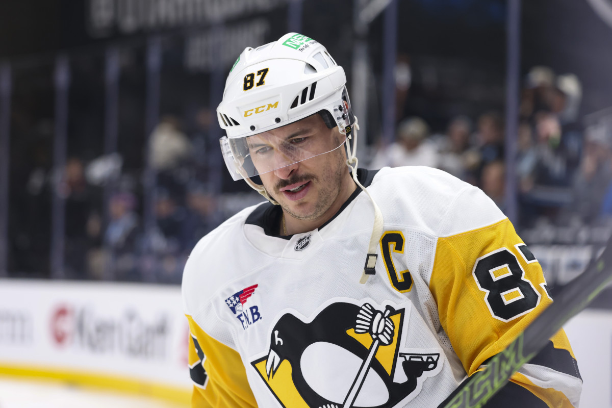 Sidney Crosby's Agent Drops Revealing Update on Star's Future With Penguins