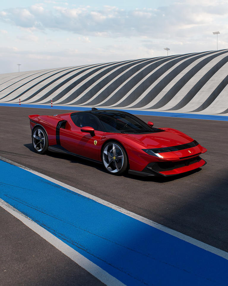 Eighties icon resurrected: Ferrari Testarossa returns