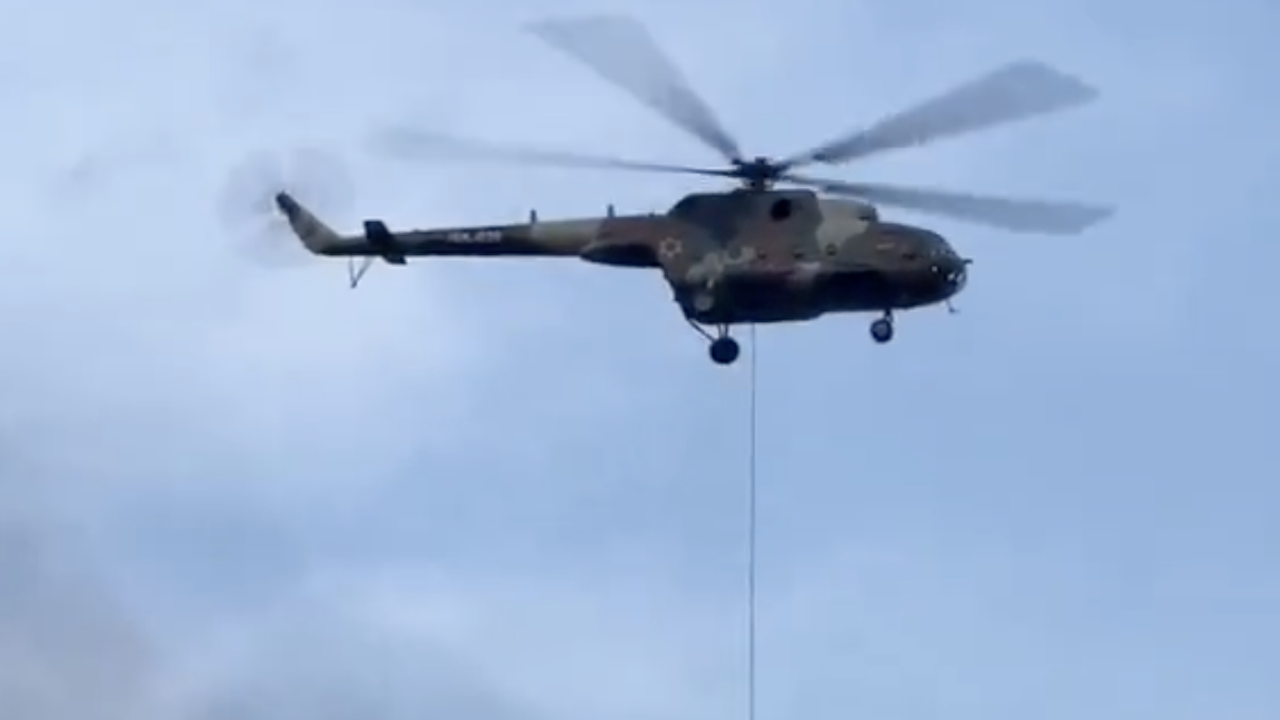 Viral Video Shows Nepalese Minister, Family’s Dramatic Escape Dangling ...