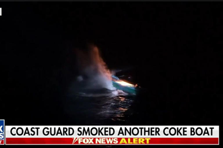 Fox News viewers say is 'anyone awake' as they ignore Russia news for ...
