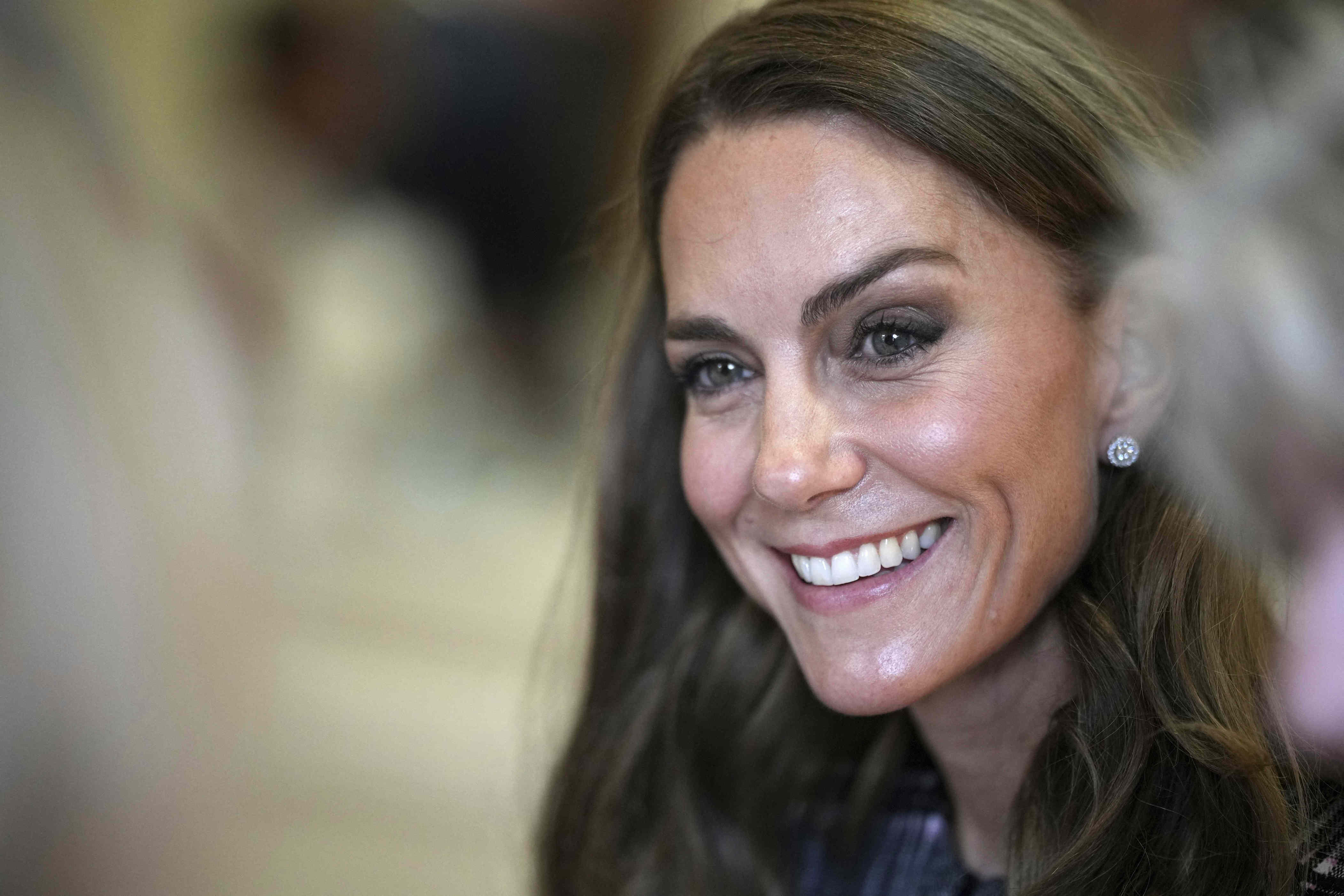 Kate Middleton's Outfit Pays a Sweet, Hidden Tribute to Queen Elizabeth ...