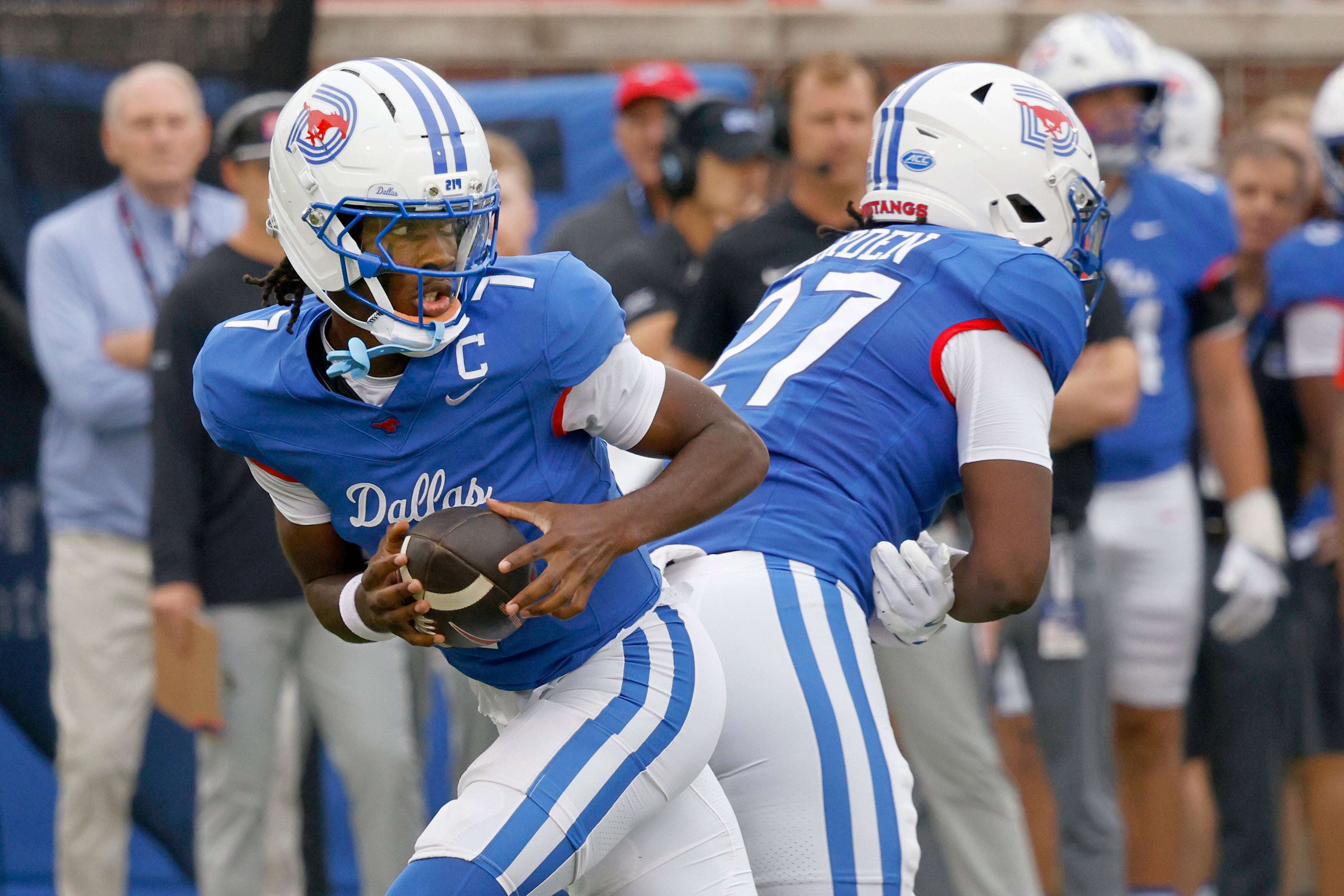 QB Kevin Jennings, LB Zakye Barker join growing list of injuries for SMU