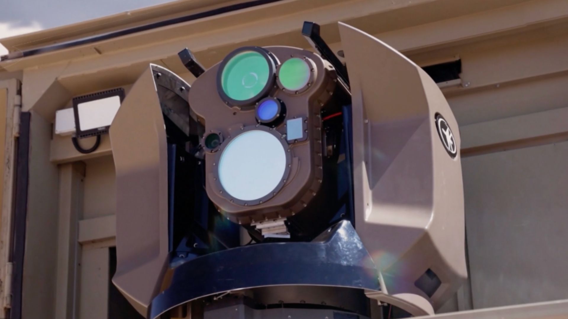 World’s first ‘combat-proven’ 100kW laser promises ‘almost free ...