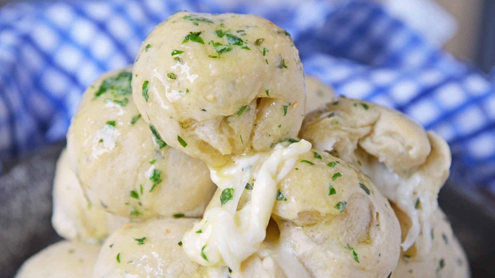 18 cheesy appetizers that are melted, crispy, and perfect