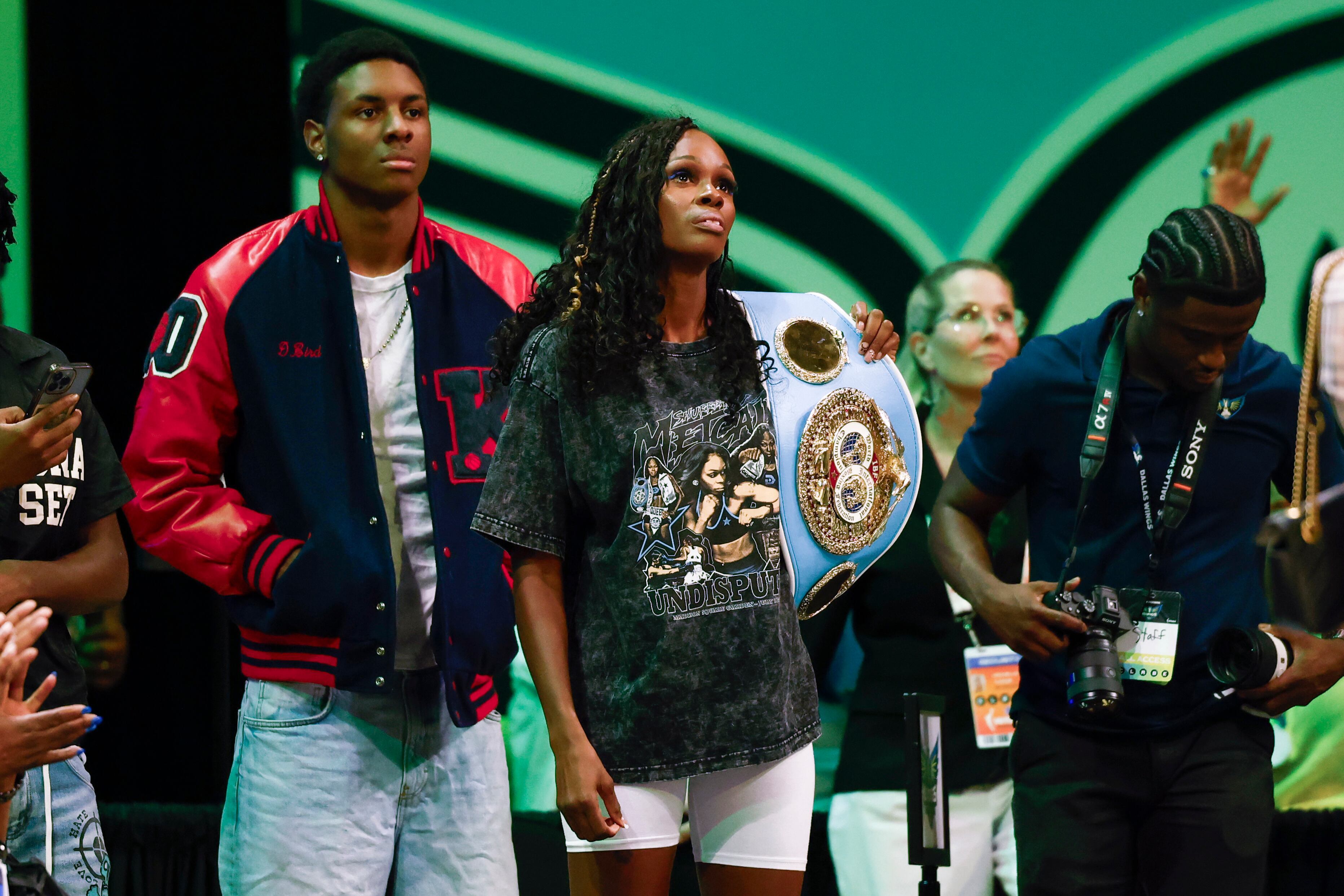 Former world champion Shurretta Metcalf lines up next fight for South ...