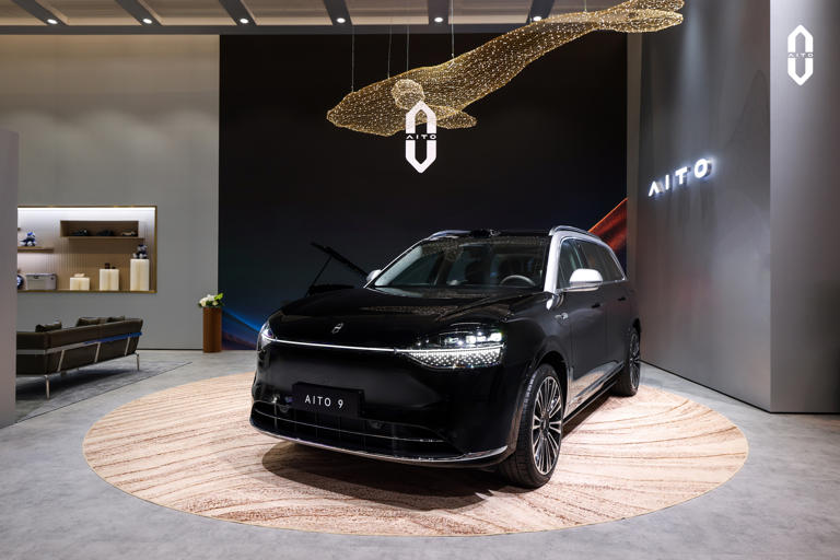 A Salone di Monaco 2025, Aito porta i SUV M9, M7 e M5