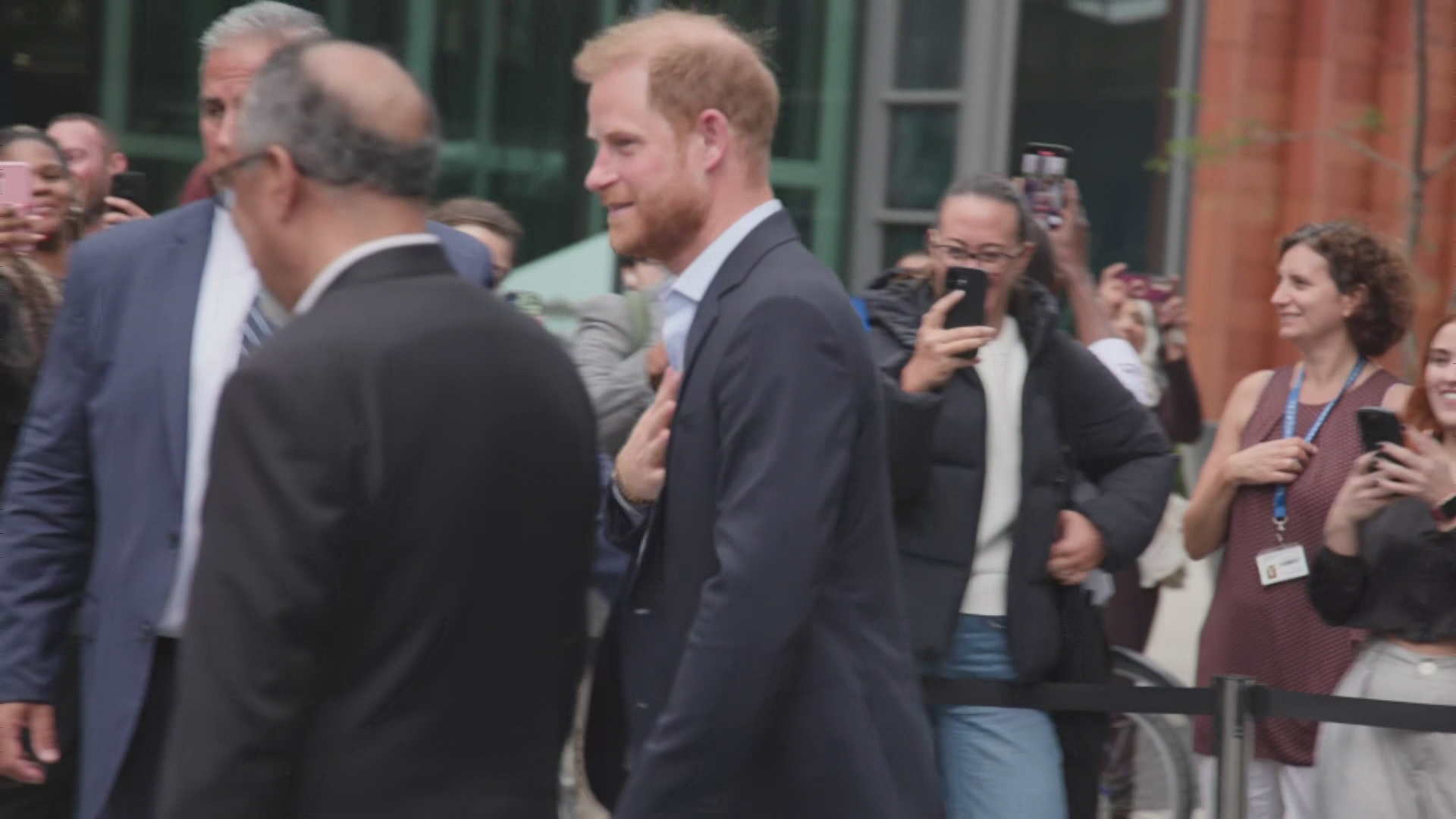 Prince Harry visits Centre for Blast Injury