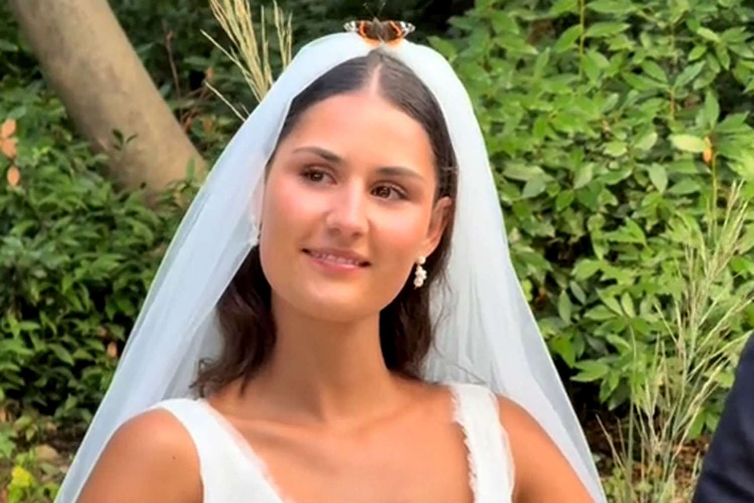 Bride 'Lost It' After Getting Spiritual Sign from Her Grandmother at ...