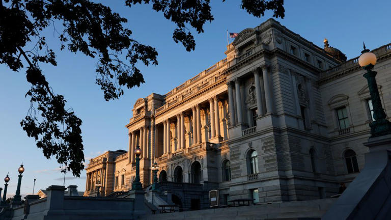 Appeals court rules against Trump in major separation of powers case