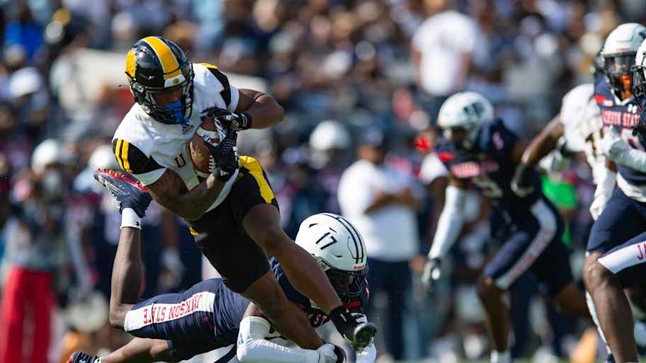 How Close is Oklahoma Transfer WR Javonnie Gibson to Returning?