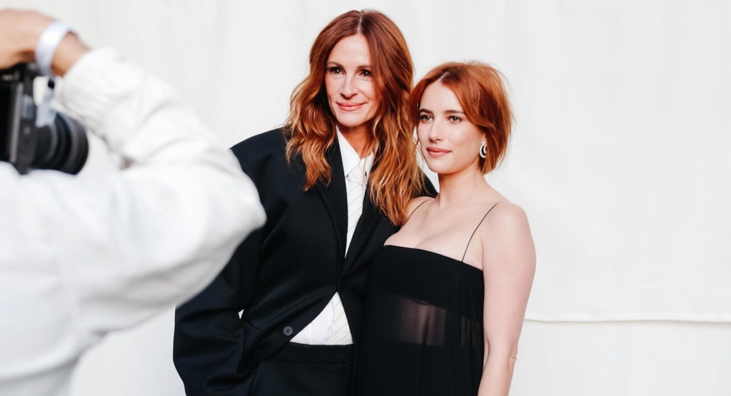 Julia and Emma Roberts Lead Fall's Copper Hair Trend at Jacquemus x ...