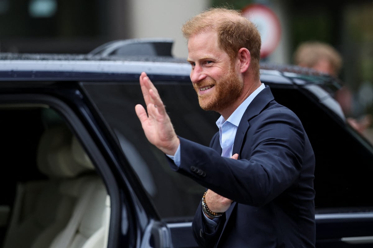 Prince Harry enters Clarence House to meet King for first time in over ...