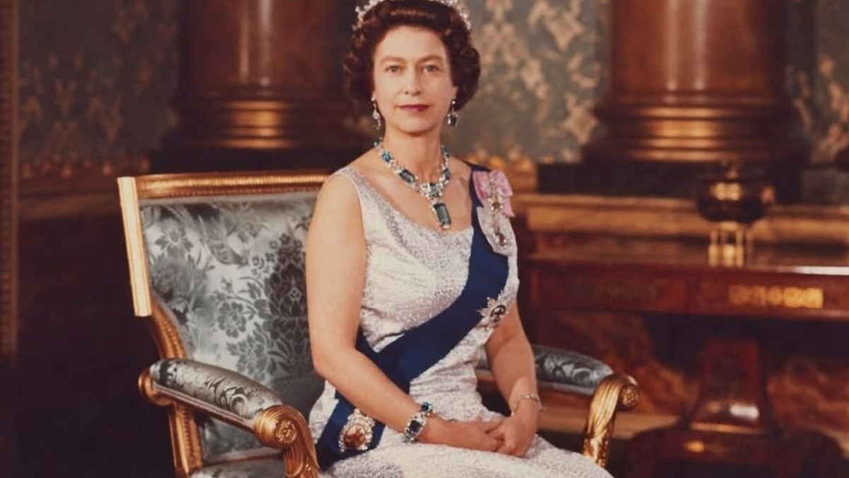 Queen Elizabeth IIs best-kept secret: Her fight to live for the ...