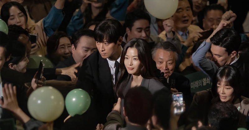 Hulu K-drama Tempest earns rave reviews as Jun Ji Hyun and Gang Dong ...