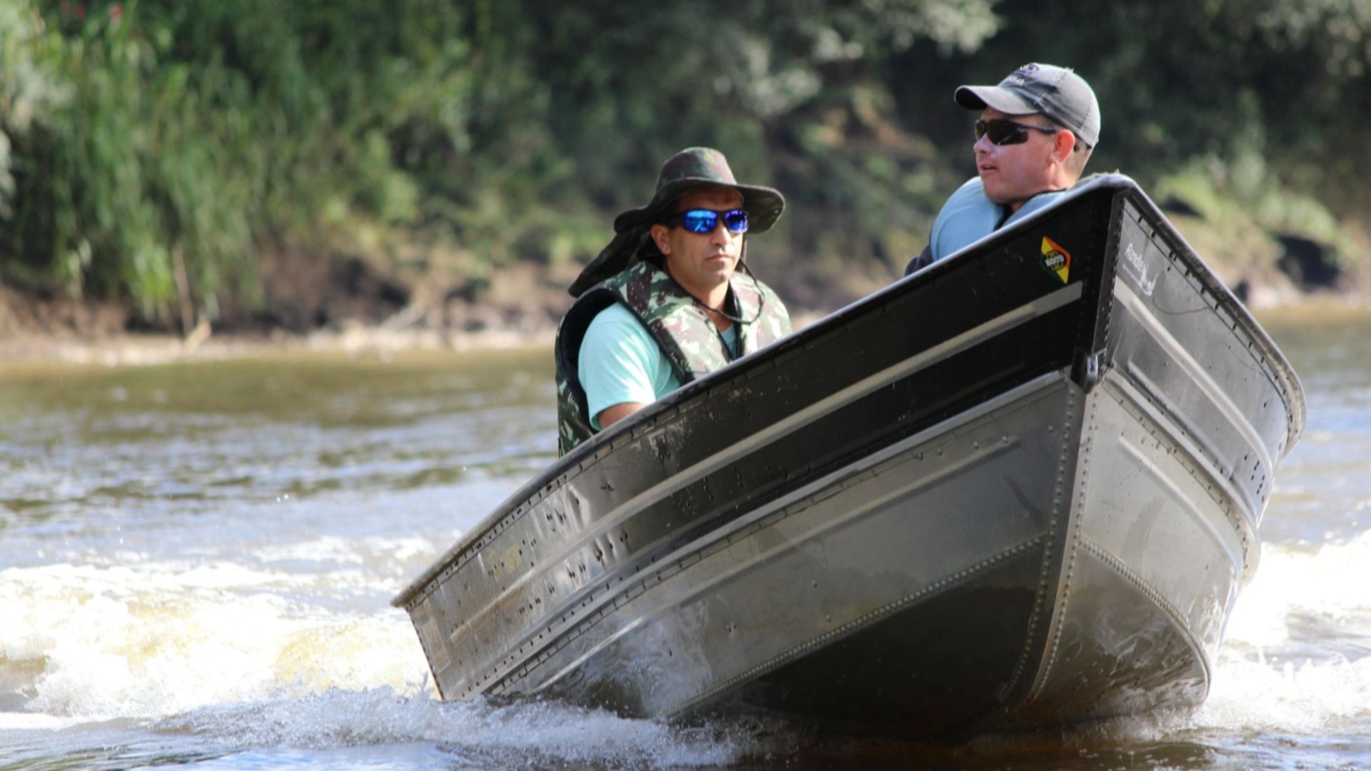 10 Reasons To Own A Boat & 10 Reasons It’s A Useless Purchase