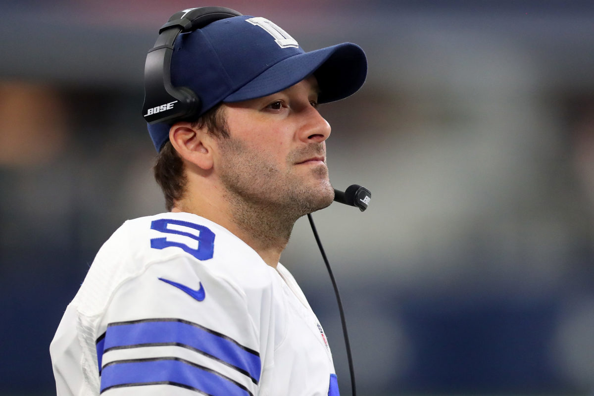 Tony Romo's Gift To Ex-Girlfriend Jessica Simpson Is Making Headlines