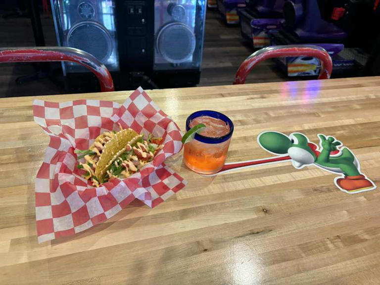 Disability advocates host taco and tequila crawl event