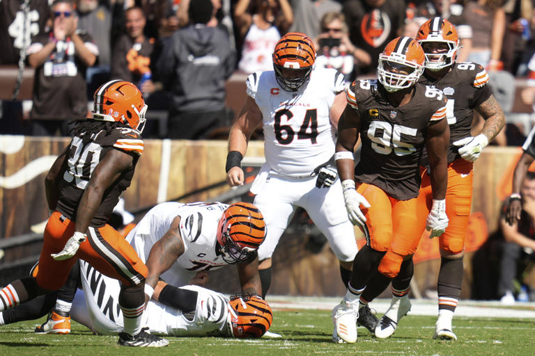 As Lucas Patrick lands on IR, the Bengals turn to new right guard ...