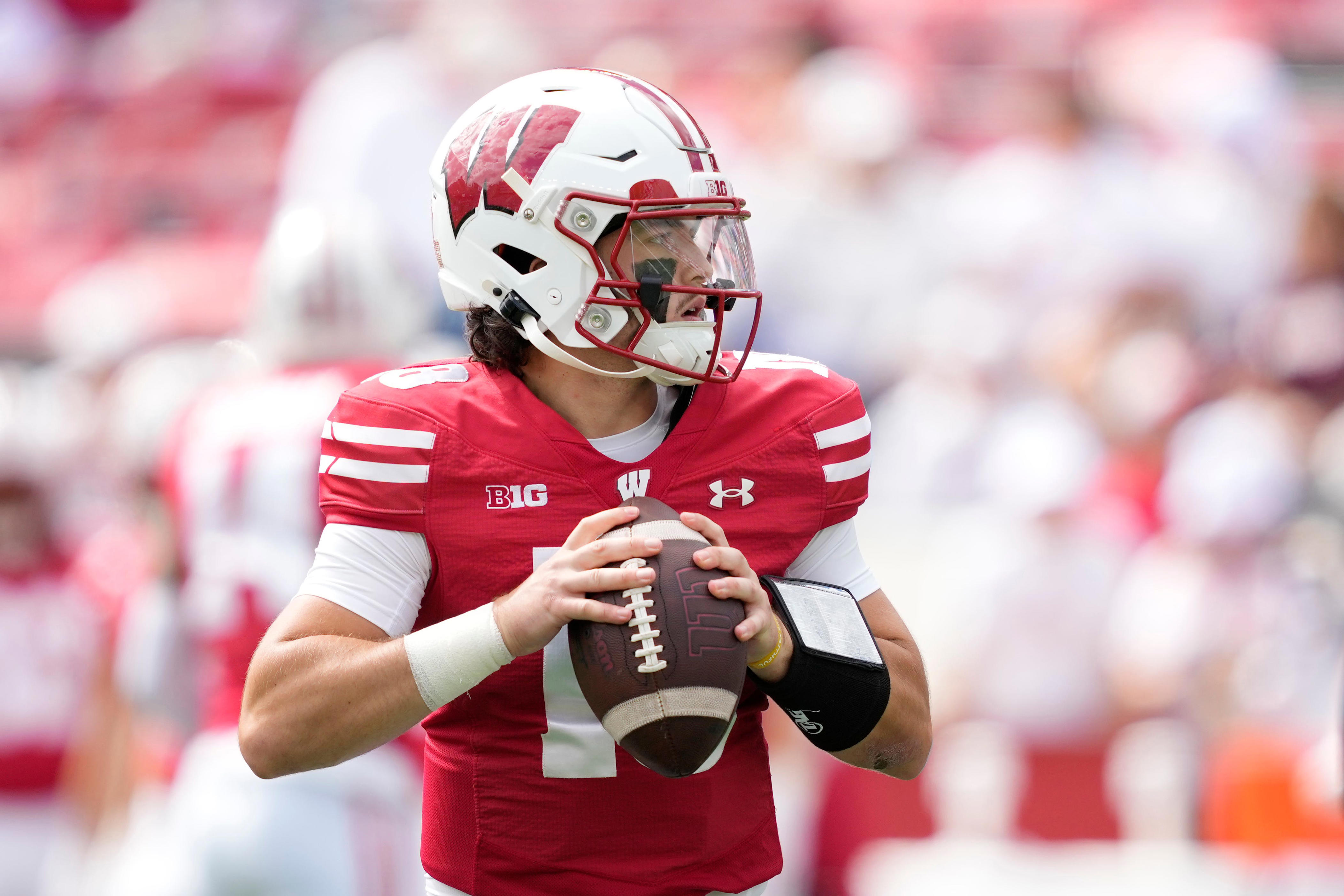 Transfer quarterback among 5 Badgers to know entering Week 3 vs. Wisconsin