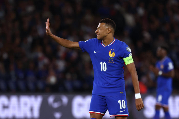 Fortunately for fans only to watch football shows, football's ...