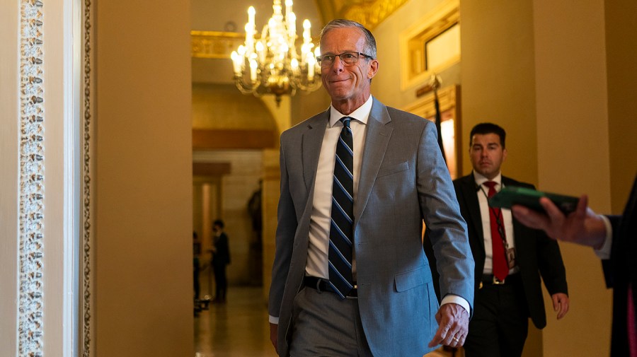 Senate GOP narrowly defeats amendment directing Justice Department to ...