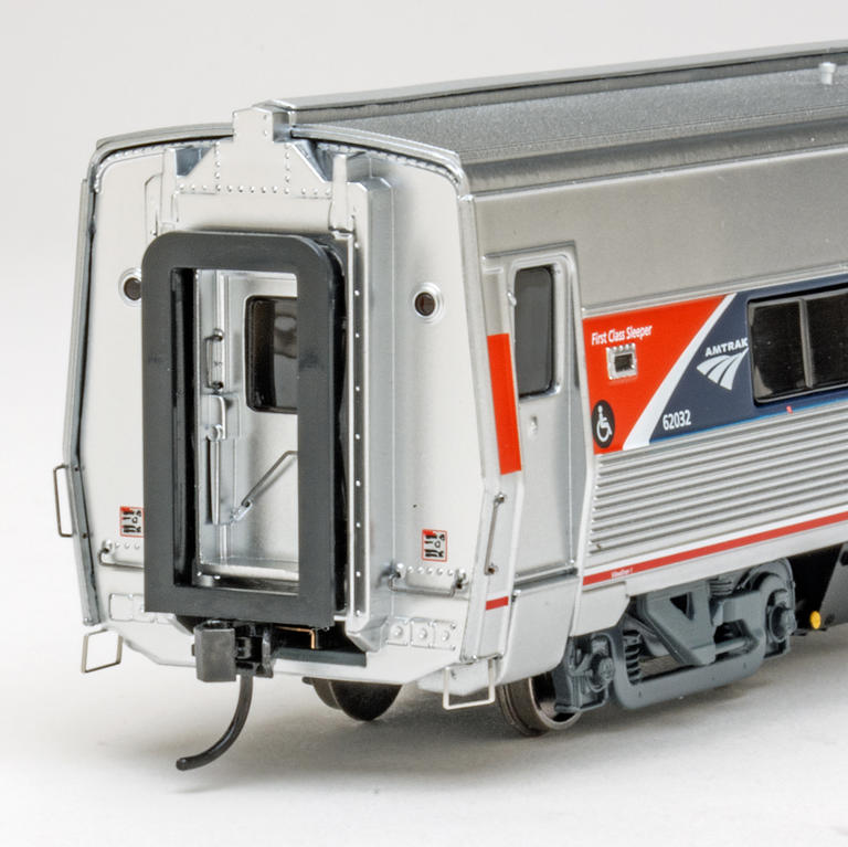 WalthersProto HO Amtrak Viewliner I sleeper