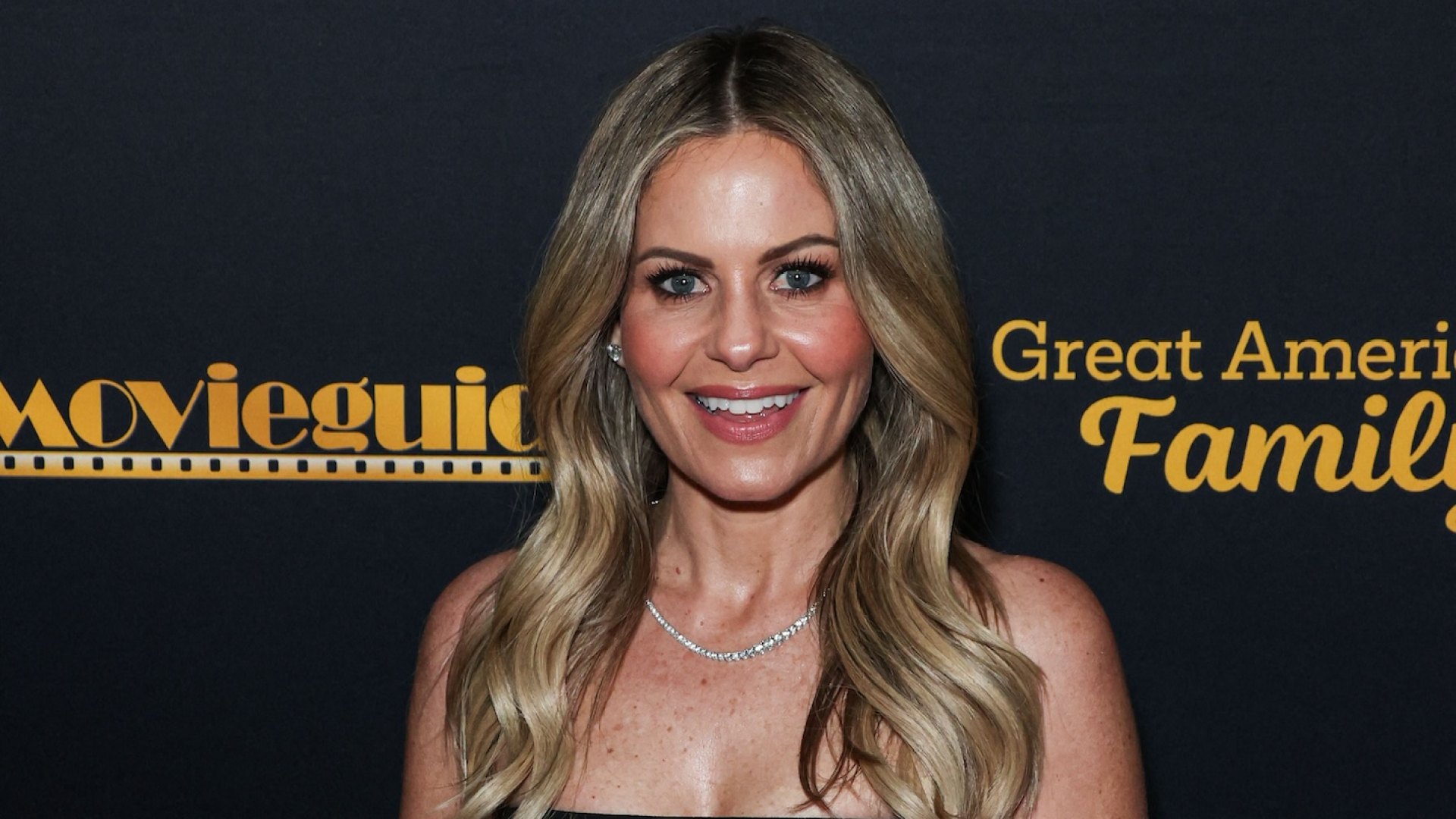 Candace Cameron Bure Defies Body-Shamers in Crop Top After Swimsuit ...