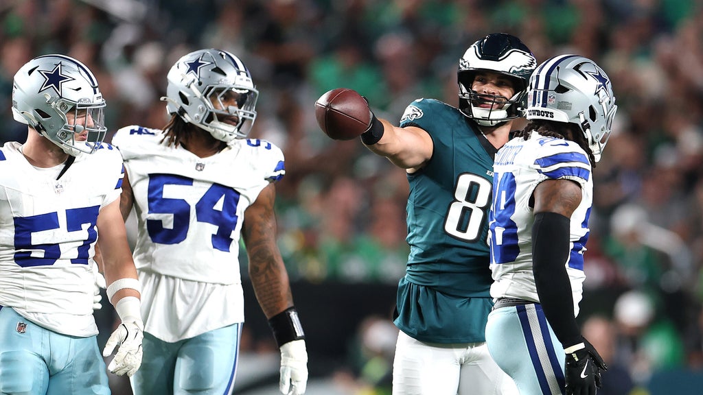 Philadelphia Eagles TE Dallas Goedert misses Wednesday's practice with ...