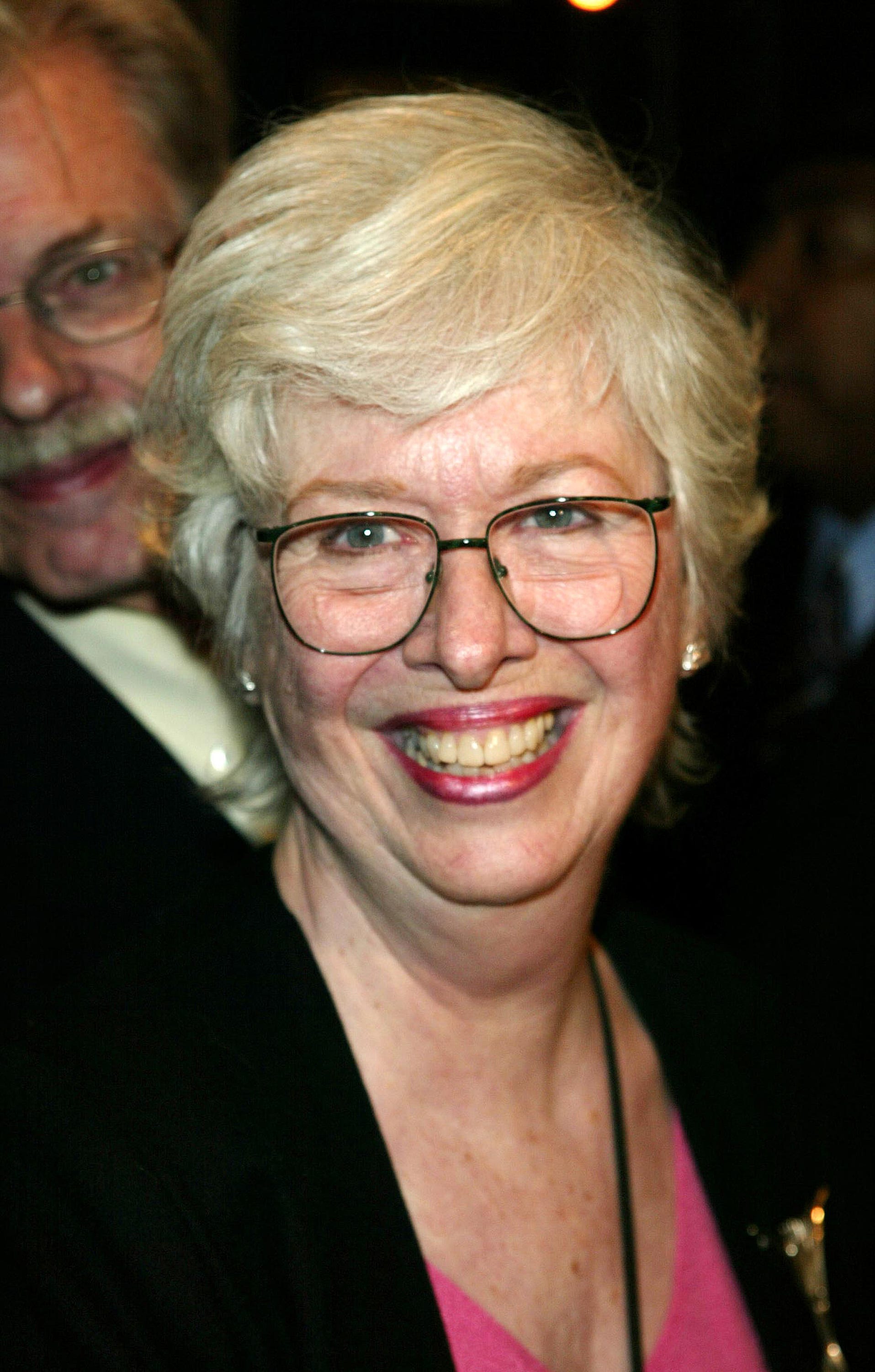 Polly Holliday, known as waitress Flo on 'Alice' TV show, dies at 88